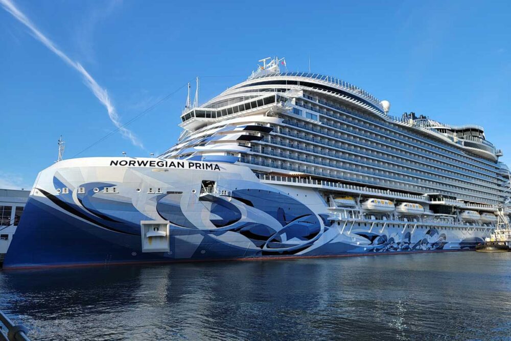 Norwegian Cruise Lines (NCL) – Prima Theater and Nightclub - Fisher ...